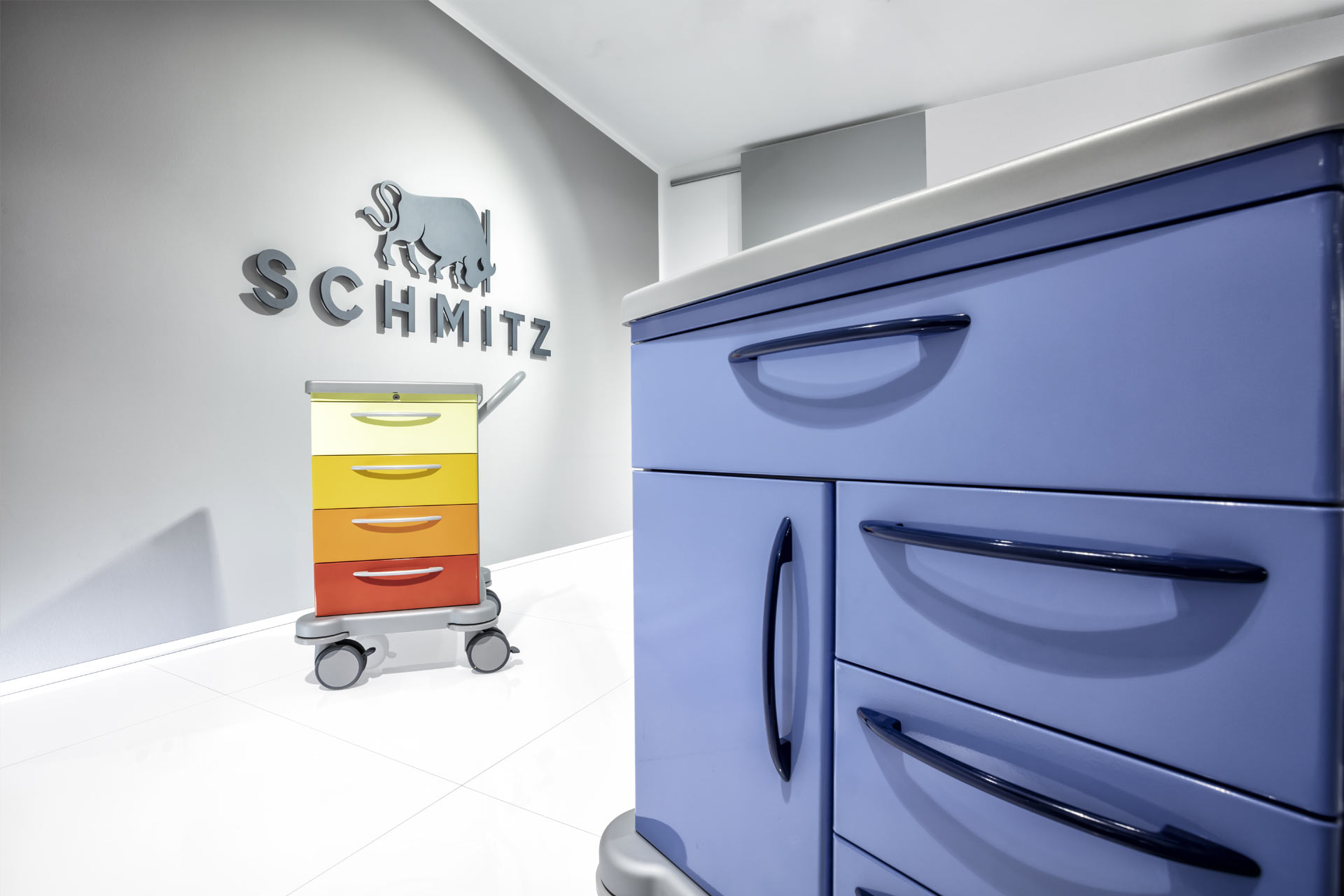 SCHMITZ | Medizintechnisches Mobiliar | Made in Germany | SCHMITZ